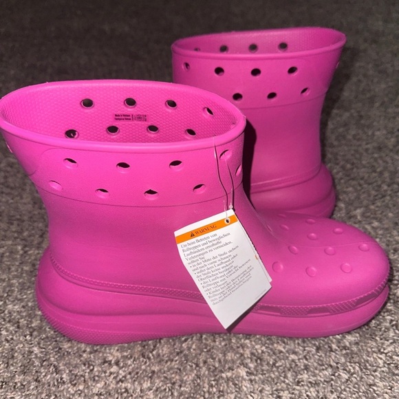 CROCS | Shoes | Women Crocs Classic Crush Boots | Poshmark